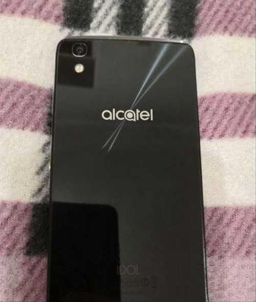 Телефон Alcatel idol 4