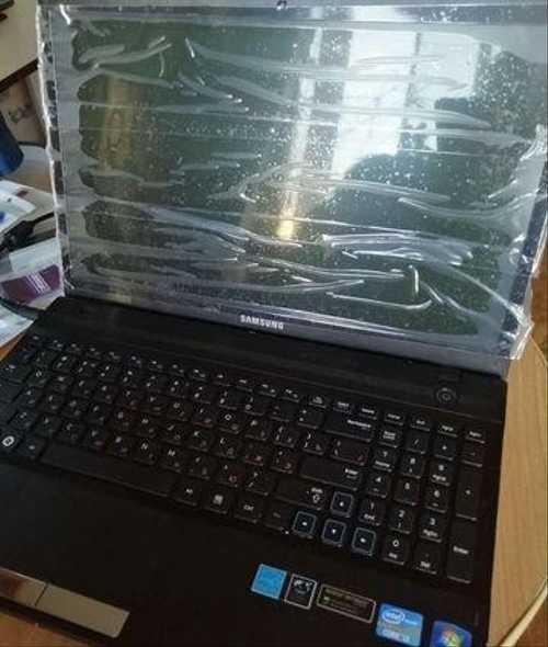Ноутбук Samsung 300v5a