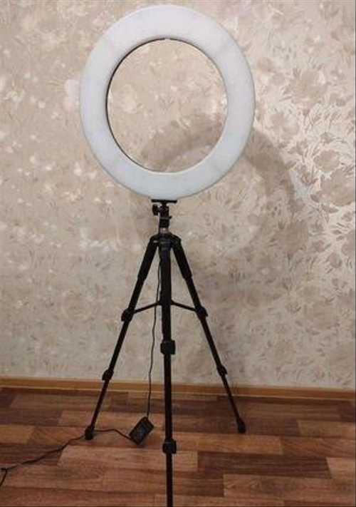 Лампа кольцевая Fujimi FJ-Beauty 18"
