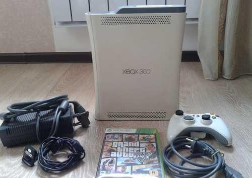 Xbox 360 60Gb 3 игры