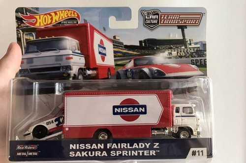 Hot Wheels Team Transport Nissan Fairlady Z Sakura