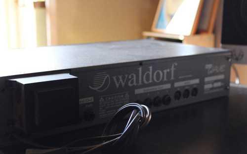 Синтезатор Waldorf Microwave 1 (1991)