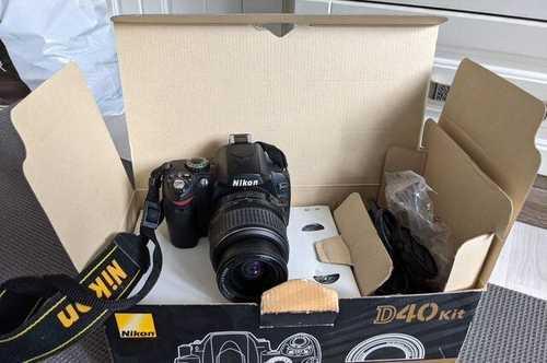 Зеркальный фотоаппарат Nikon D40 kit