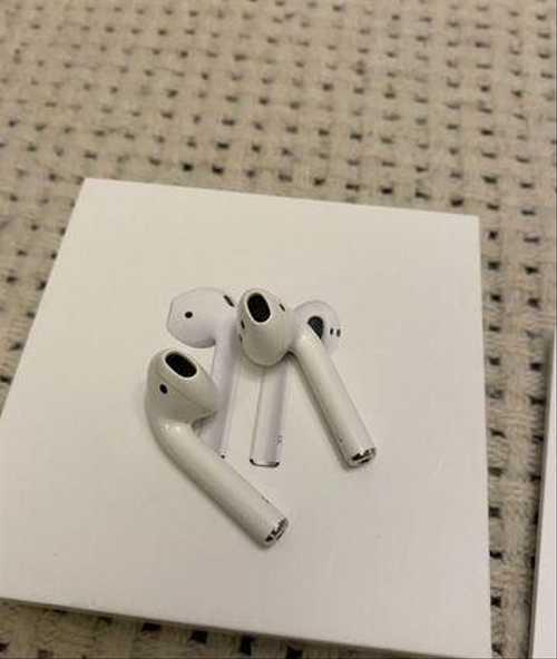 Беспроводные наушники Apple AirPods 1 (A1523)