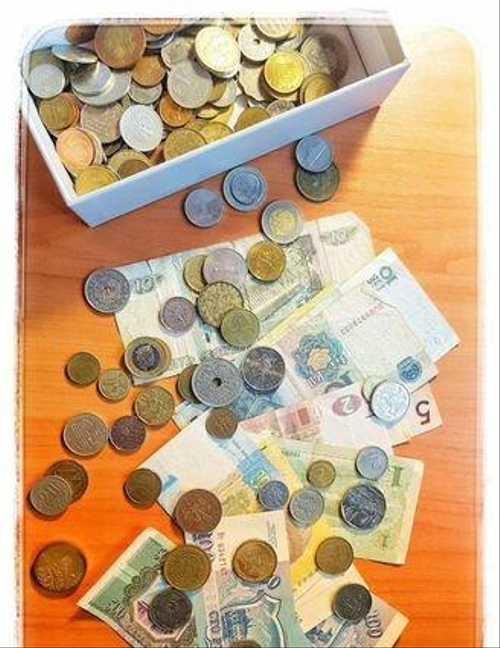 Коллекция монет и банкнот разных стран