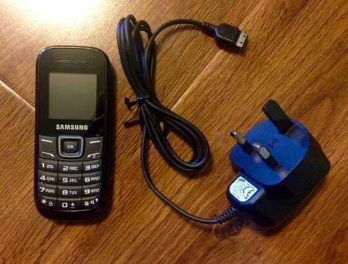 Новый телефон Samsung GT-E1200