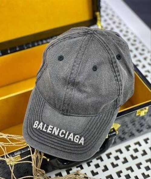 Бейсболка Balenciaga