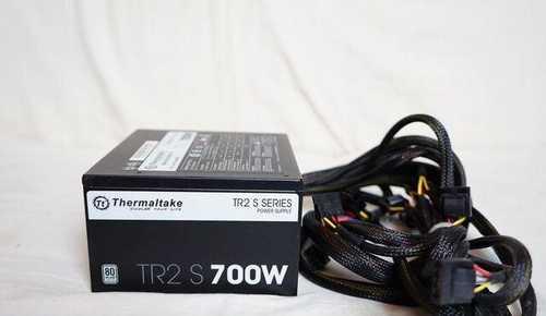 Thermaltake TR2 S 700 Вт 80+