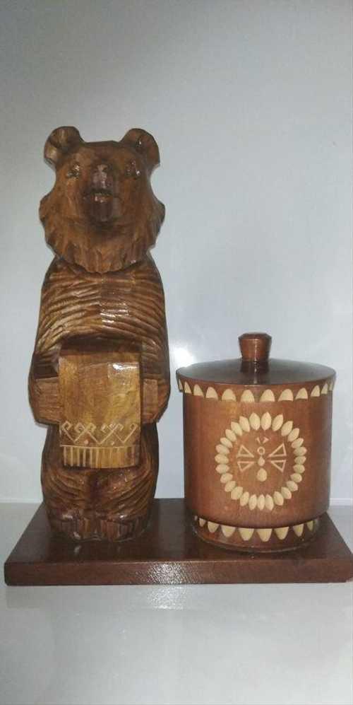 Резная деревянная статуэтка Медведь у Чиляка СССР
