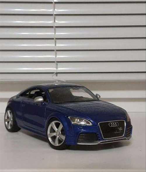 Audi tt bburago 1/18