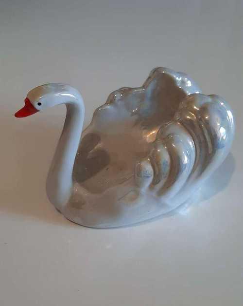 Фарфоровый Лебедь конфетница. Украина