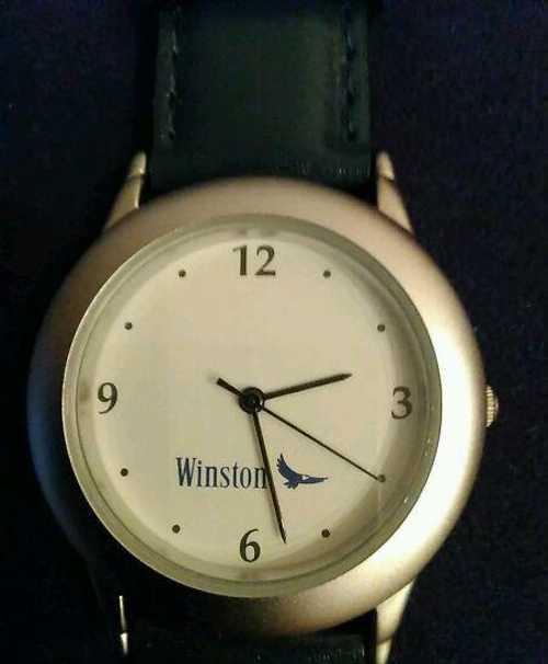 Winston кварцевые часы