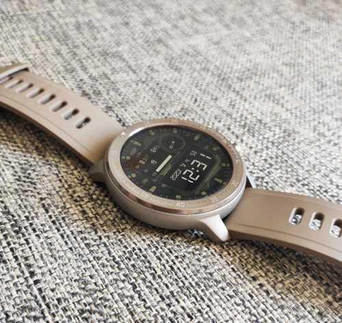 Amazfit GTR 47 мм Titanium