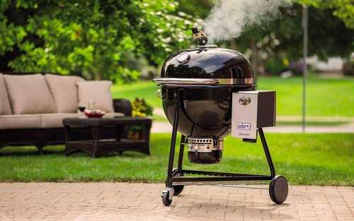 Гриль-барбекю Weber Summit Charcoal Grill 61 см