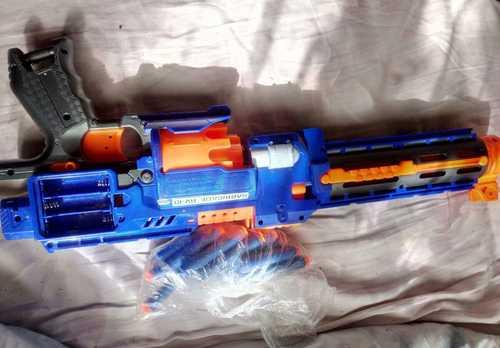 Nerf игрушка бластер