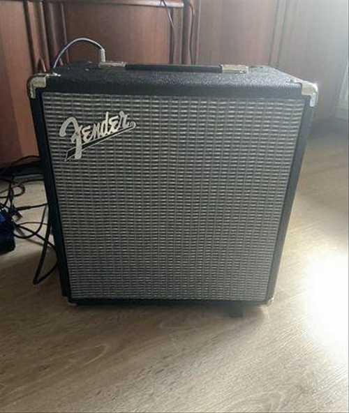 Басовый комбоусилитель fender rumble 25