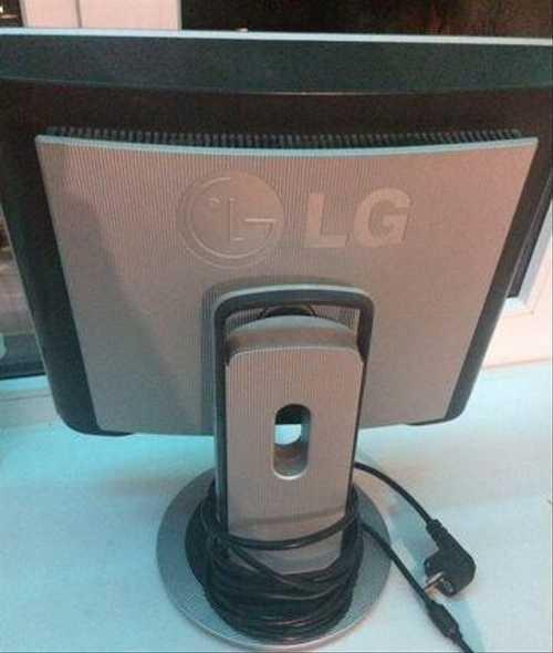 Lg flatron f700p зачем usb