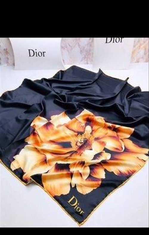 Платок Dior Размер 100/100