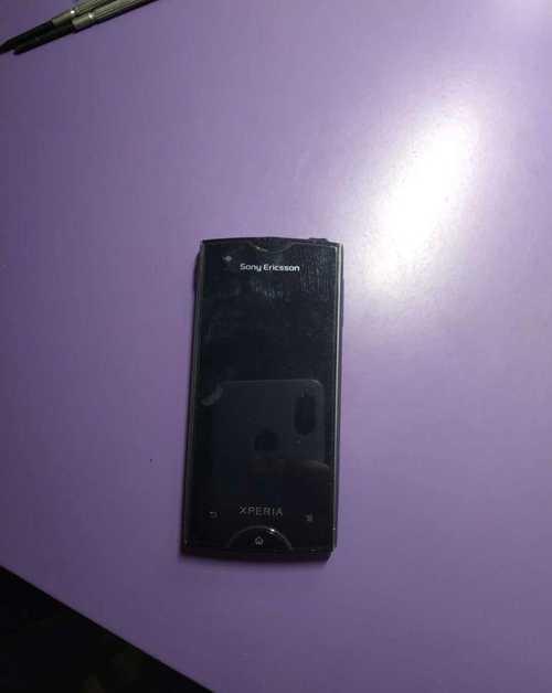 Телефон Sony Ericsson ST18i