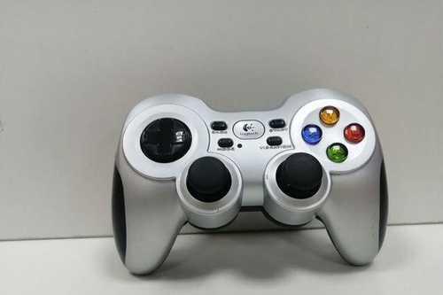 Игровые манипуляторы Logitech F710