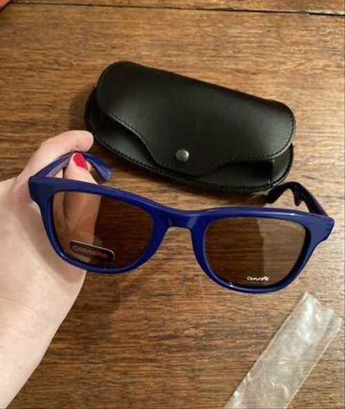Синие солнцезащитные очки Carrera с бирками