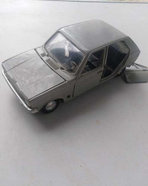 Модель Peugeot 104 1:25 СССР после дтп