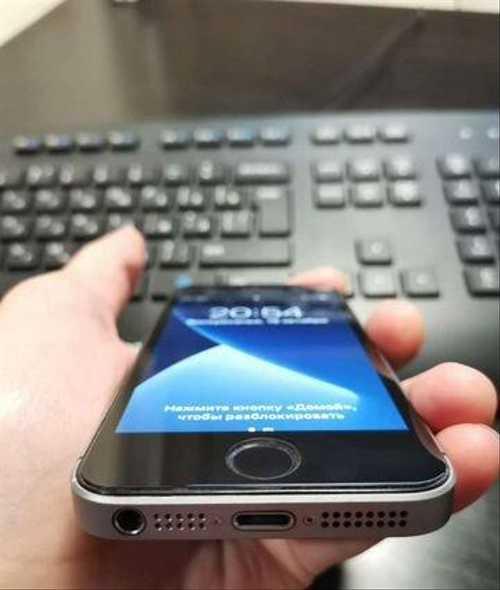iPhone SE 128 gb (1st generation)