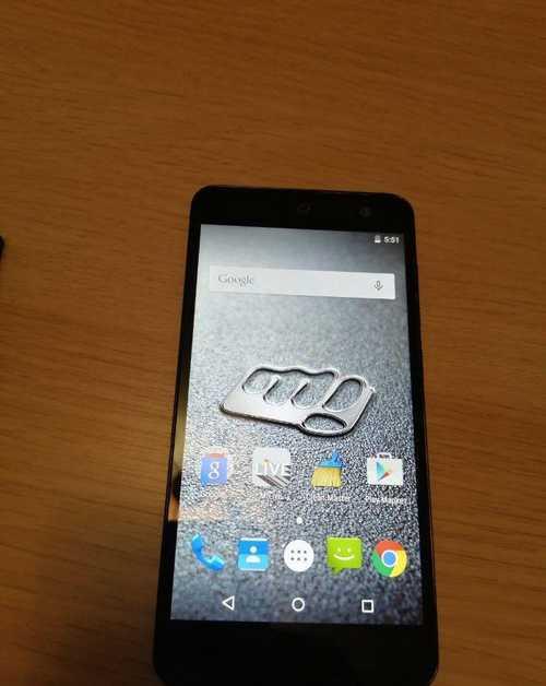 Телефон Micromax Е313
