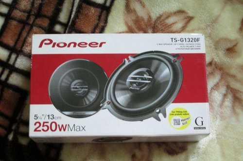 Автомобильные динамики Pioneer TS-G1320F