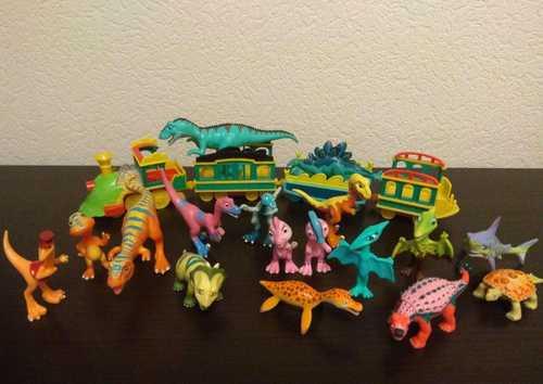 Поезд динозавров + фигурки