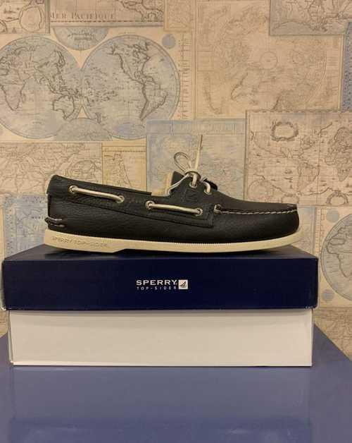 Топсайдеры Sperry