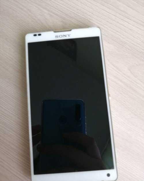 Телефон Sony experia ZL
