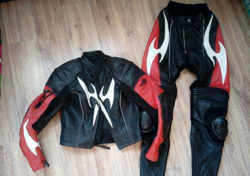 Горнолыжный комбинезон Dainese