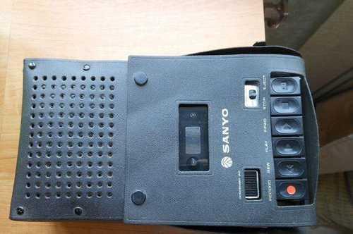 Кассетный магнитофон sanyo M-2511
