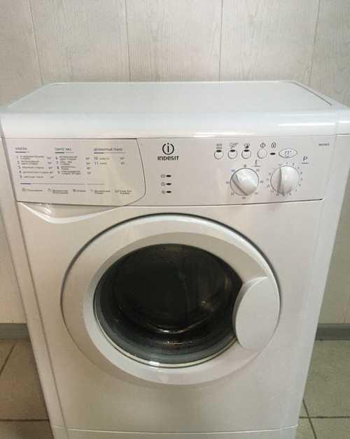 Iwud 4105. Indesit WISN 82 манжета. Indesit модель WISN 82 5 кг.. Стиральная машина Indesit WISN 1001. Indesit WISN 82 цена бу.