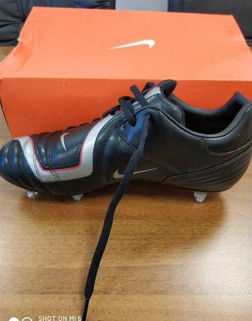 Бутсы футбольные Nike Total 90 plus SG