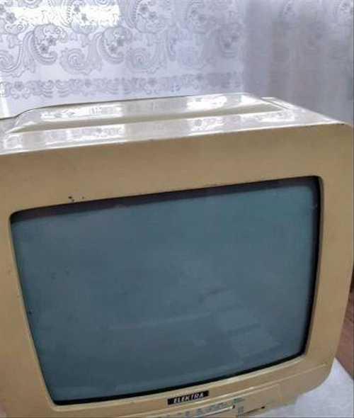 Продам переносной телевизор