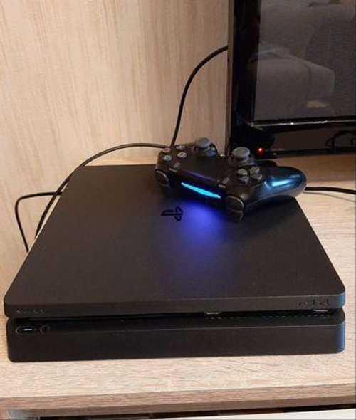 Sony playstation 4 PS4 slim
