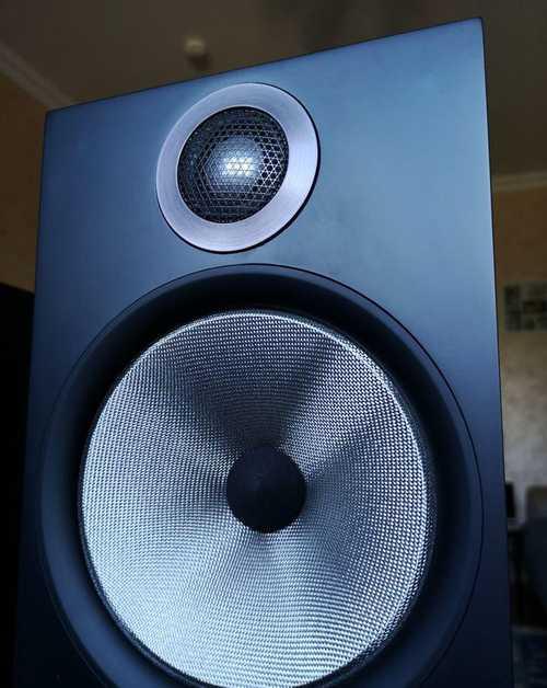 Bowers & Wilkins 603