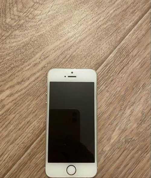 Телефон iPhone 5sе