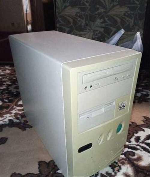 Раритетный компьютер