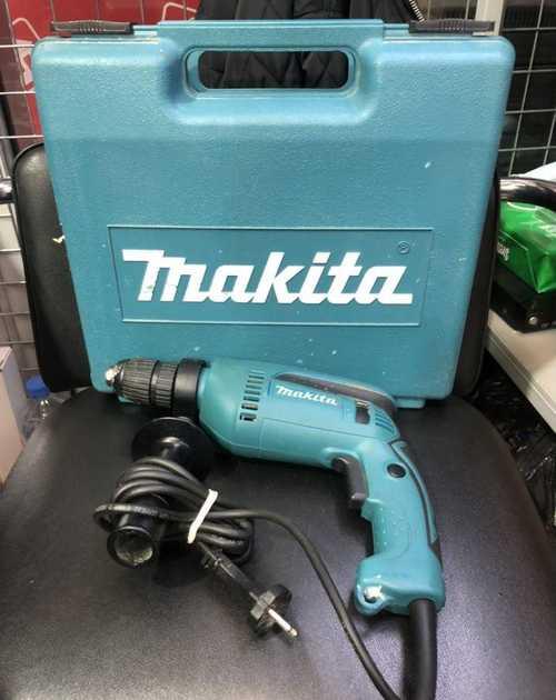 Ударная дрель makita