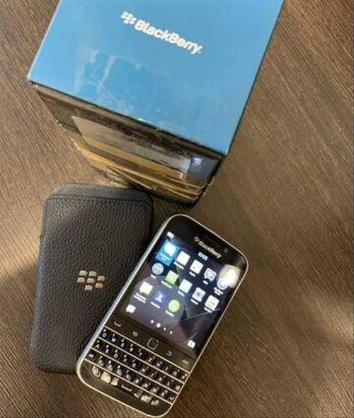 Телефон BlackBerry Classic