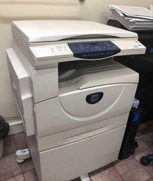 Мфу Xerox workcenter 5020 с тумбой