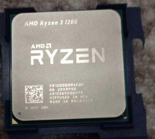 Процессор AMD Ryzen 3 1200 AF