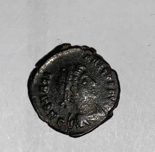 Монета Римская Империя 4 век