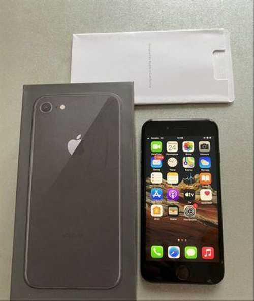Телефон iPhone8 64 Gb