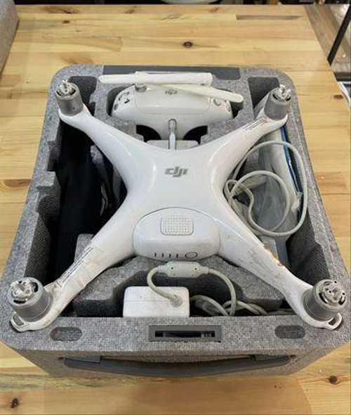 Квадрокоптер dji phantom 4