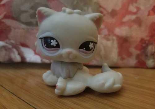 Littlest pet shop