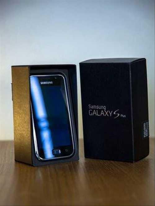 Samsung Galaxy S Plus в отличном состоянии